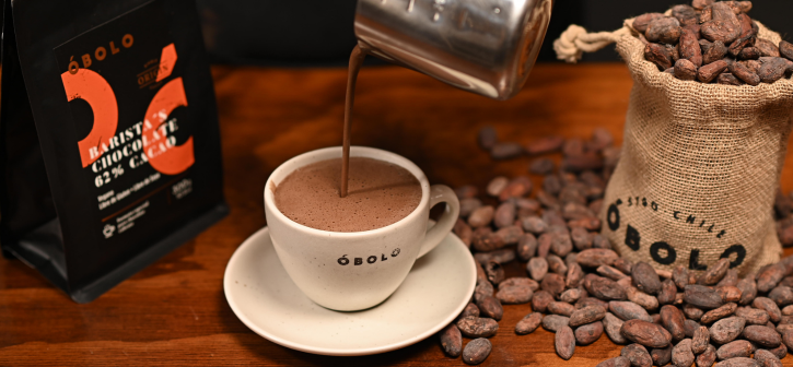 Cómo preparar un Chocolate Caliente delicioso y espeso – ÓBOLO Chocolate